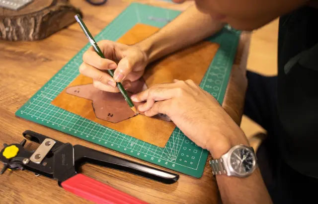 Beginner's Guide To Leather Craft Workshop Singapore [2025] - Team ...